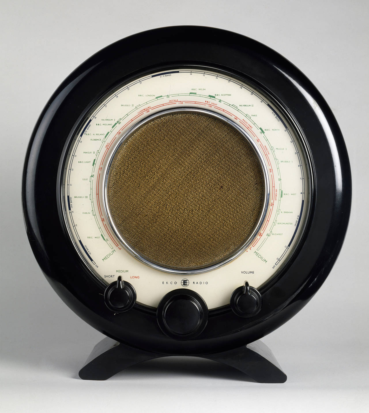 Post-war design · V&A