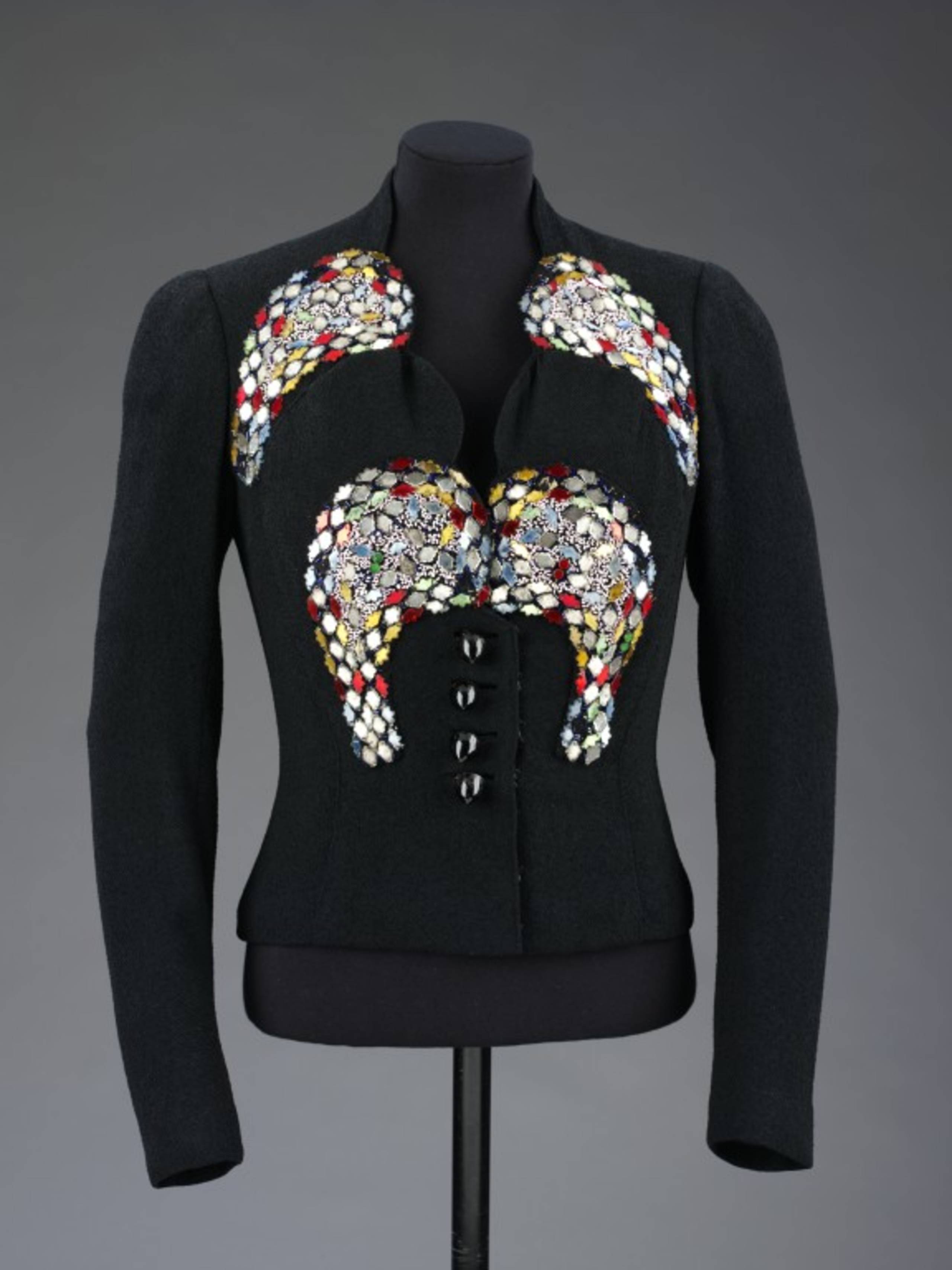 Elsa Schiaparelli – Explore the Collections · V&A