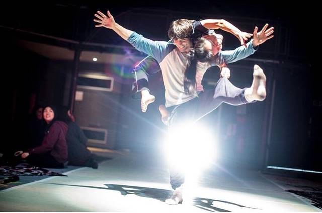 Drawing Performance - Special event at V&A South Kensington · V&A