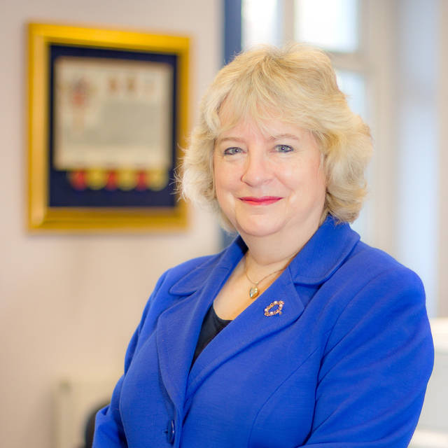 Innovate: Learning without Limits with Dame Alison Peacock - Talk at V ...