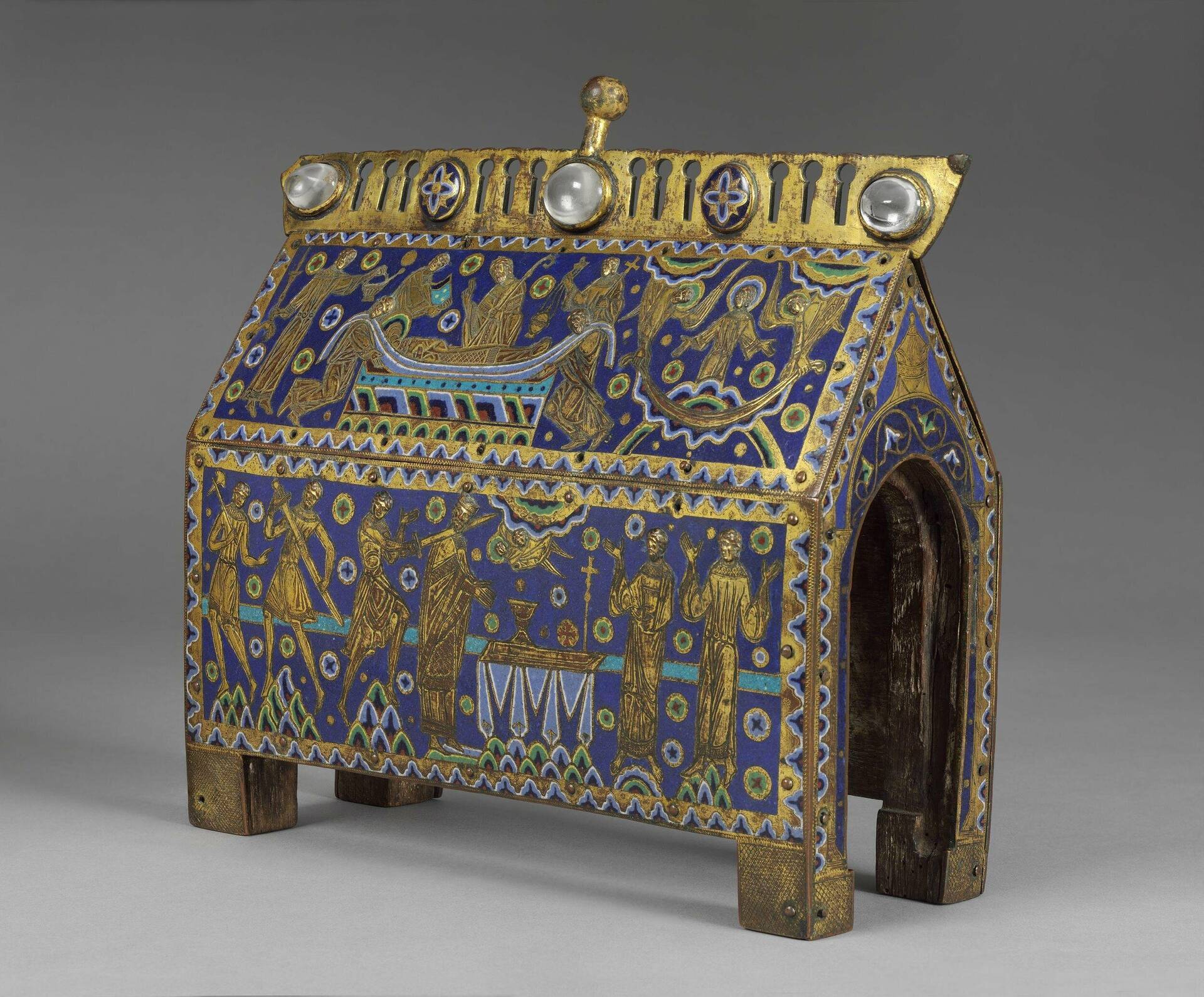 Explore the Collections · V&A