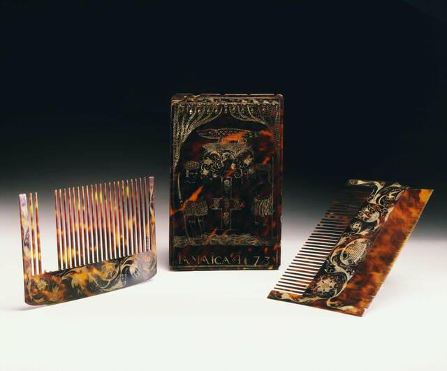 Tortoiseshell combs from Jamaica · V&A