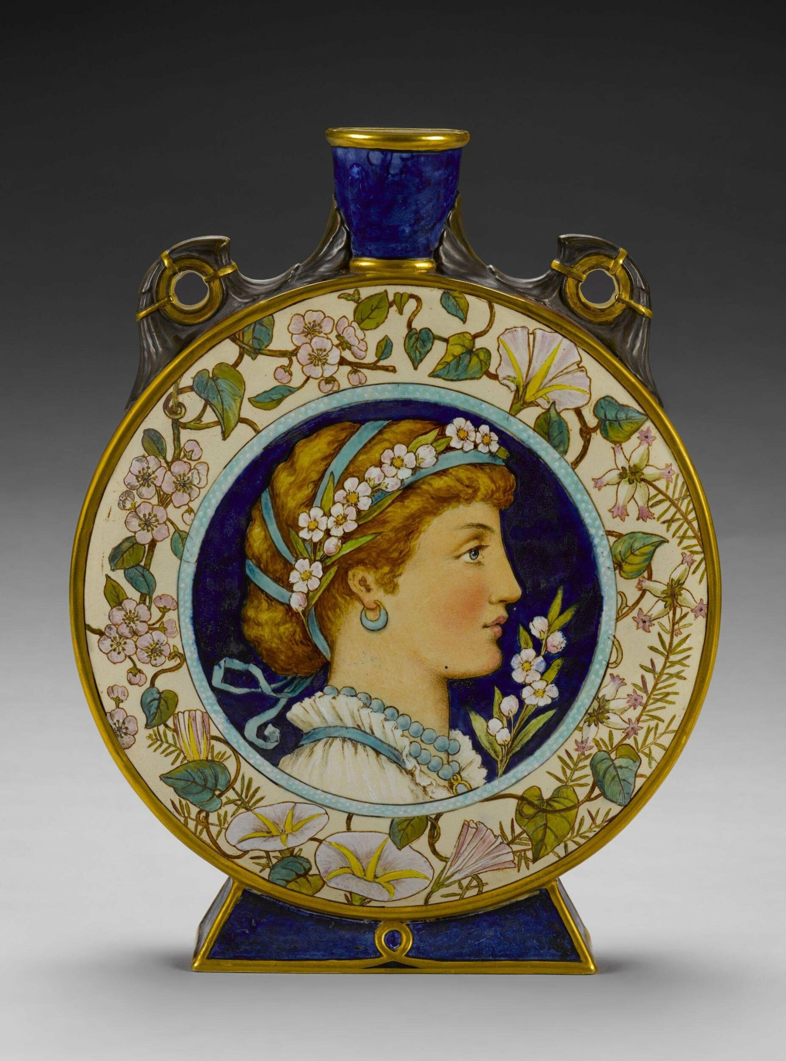 The Artistic Home - Display at V&A South Kensington · V&A