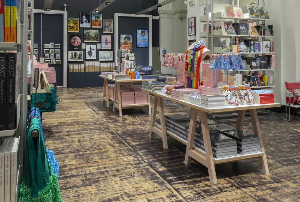 How to generate income for your museum - V&A Academy Course at Online · V&A