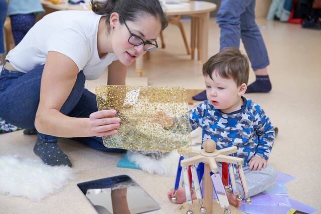 Mini Play for babies - Workshop at Young V&A · V&A