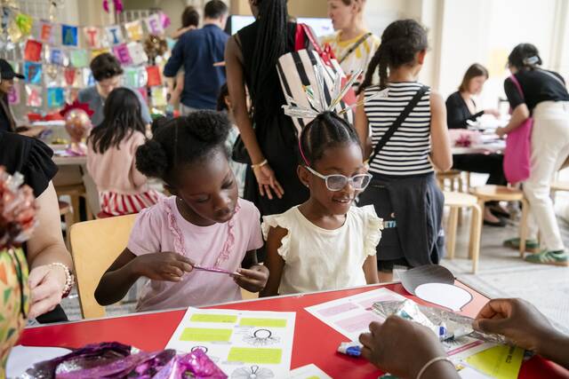 The Power of the Pouf with Hannah Wild - Drop-in at V&A South ...